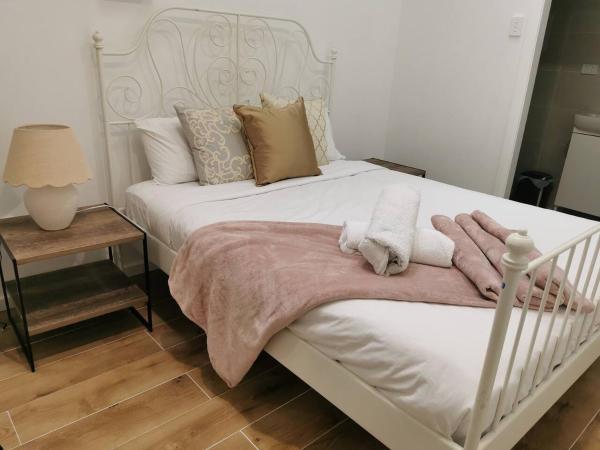 1 Bedroom Guesthouse Close 2train&westfield - Gordon