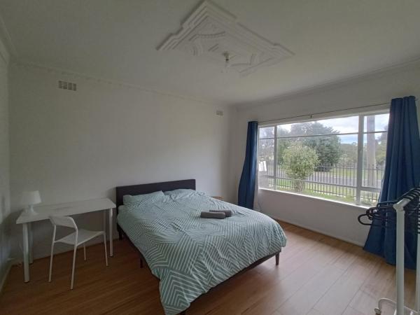Spacious Queen Room In Newly Renovated Home - Sa1 - Melbourne