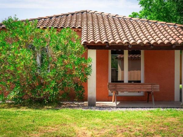 Gîte Climatisé, Animaux Acceptés - 6 Pers. - Api-1-52-2838 - Ardèche