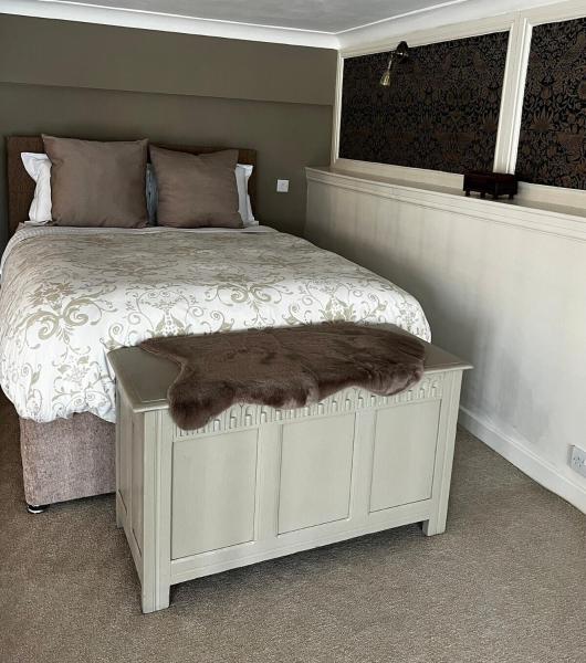 Carnegie Library: Bronte Apartment 1 Bedroom - Rotherham, UK
