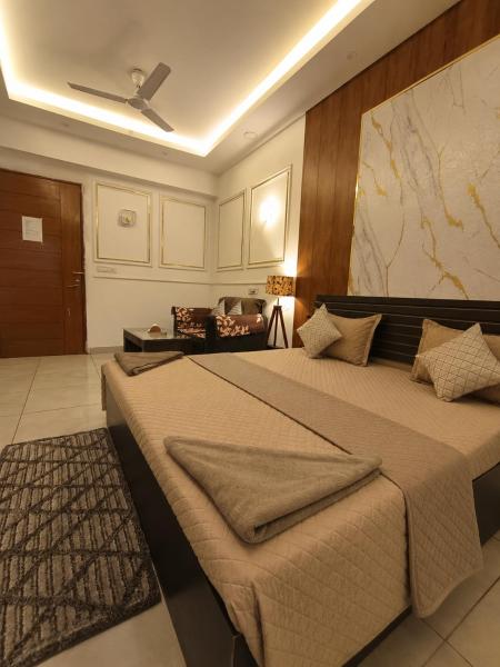 Darshana Studios - Fully Furnished - 노이다