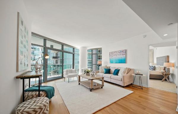 Two Bedroom High Rise Residence With Marina Views - 洛杉磯