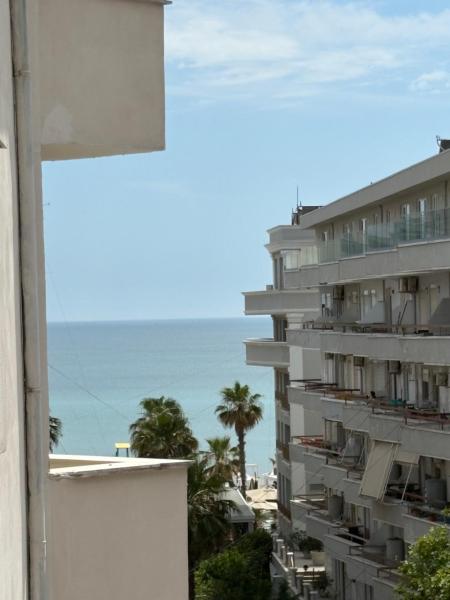 Durres Beach Lounge - Durrës