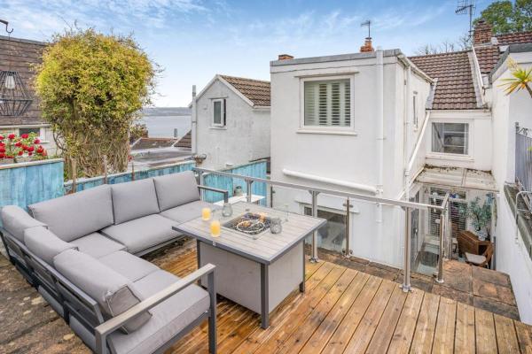 2 Bed In Mumbles Oc-t42823 - The Mumbles