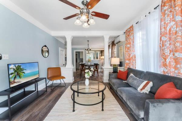 Cozy Springfield Abode - Ac Wifi Wd - Jacksonville, FL