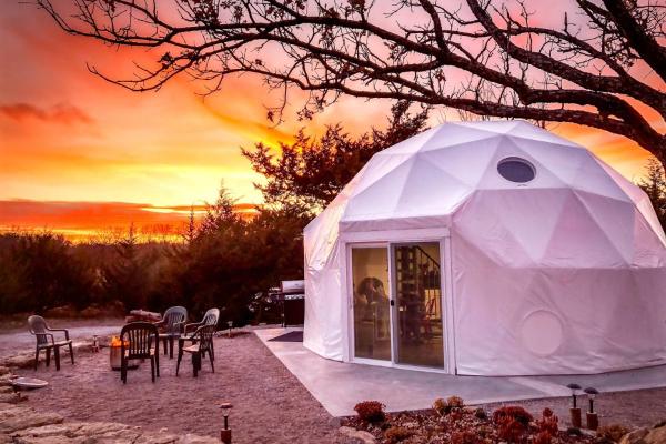 The King Dome At Kimberly Creek Retreat - Nebraska