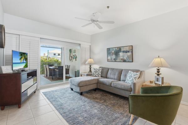 Olde Marco Condo - Charming & Convenient Location - Marco Island, FL