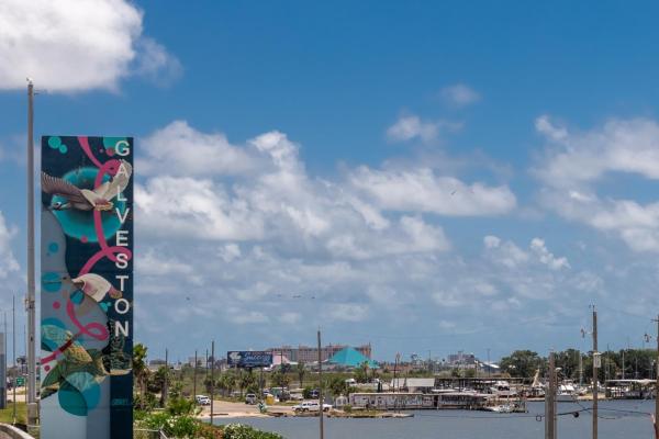 Blue Tuna Loft 207 - Galveston, TX