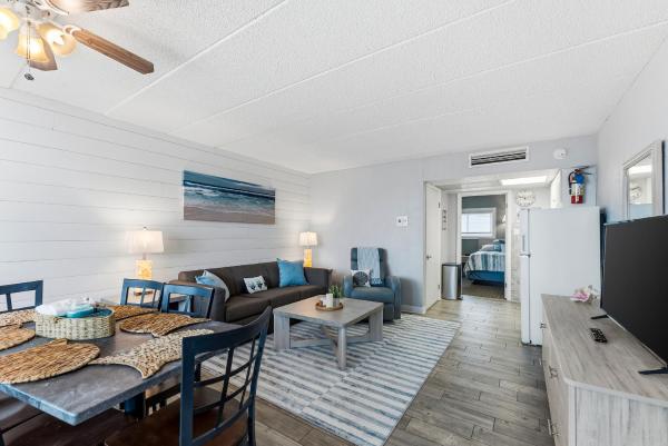 Modern Beach Condo With Ocean Views, Pool & Prime Walkable Location - Wildwood Crest, NJ