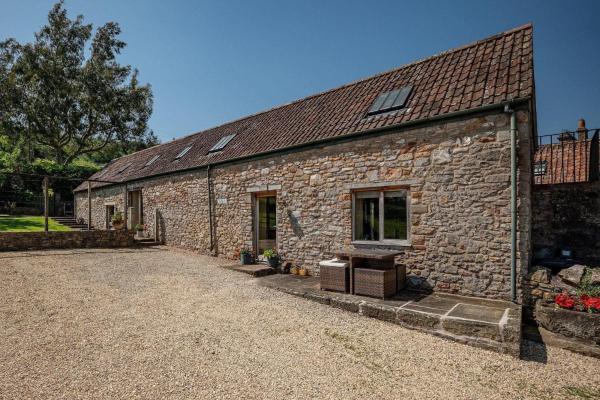 Cosy Barn Conversion With Patio & Private Parking - Clevedon, UK