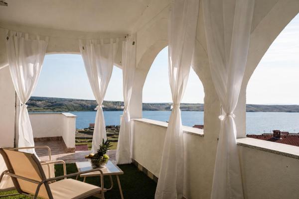 Villa Grubešić - Sea View Apartments - Novalja