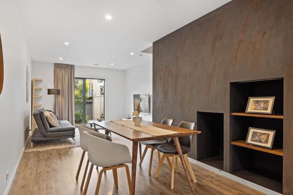 Modern Townhouse 2 Bed 2 Bath W Parking B - Canberra