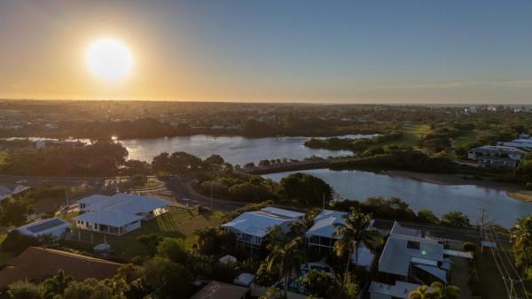 Saltwater Escape - Unit 1 - Bundaberg Central