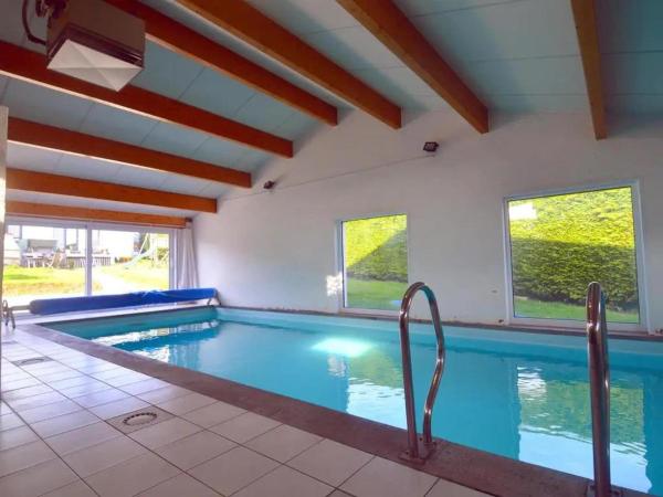 Sunny Cottage With Pool - Dinant