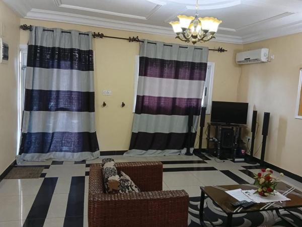 Palace Ndogbong Bifaga - Douala