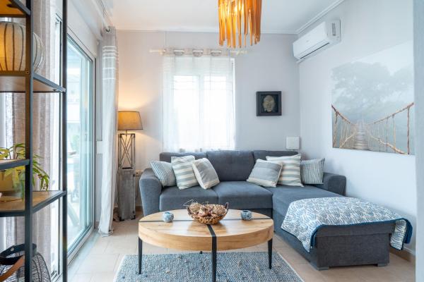 Phoebes Place At Kalamaki Court, 2 Bedroom Villa With A Shared Pool - Fully Refurbished For 2026 - Закинф