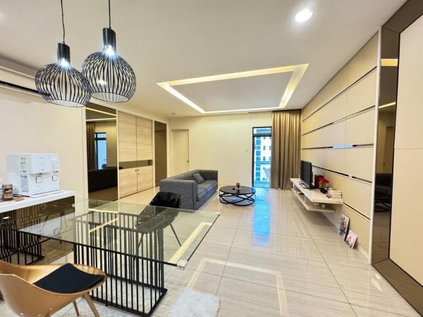 Lembah Subang Station Eve Suite With Parking Lots - 프탈링자야