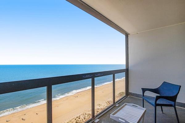 Beachfront Condo With Great Views Balcony Pools & Game Room - Ocean City, MD
