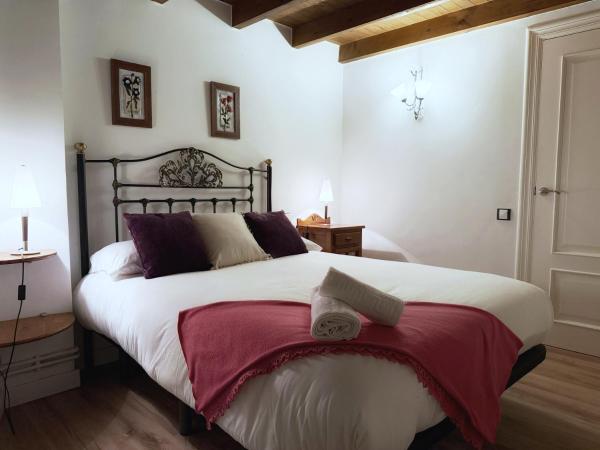 Vivienda Turistica Con Encanto Centrico, Wifi Y Patio - Erandio