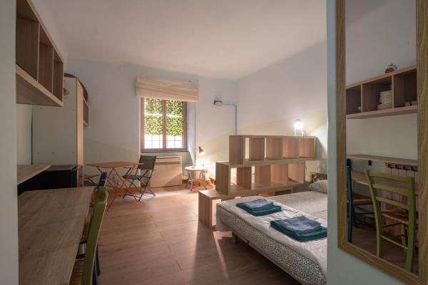 Comfort Apartment 4 Guests City Center Location Daily Flower Food&fruit Market Near Ferries And Portovenere Bus Flexible Space With Adjacent Unit - La Spezia