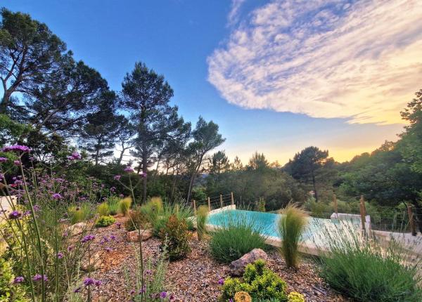 Détente, Piscine, Sauna, Pétanque, Nature,provence - Quinson