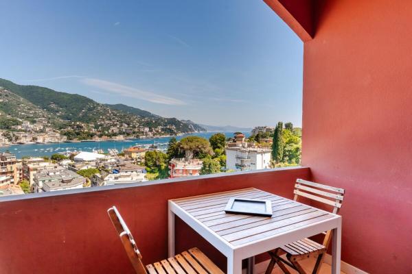 Bright Apartment With A View Of The Gulf And A Swimming Pool - Portofino