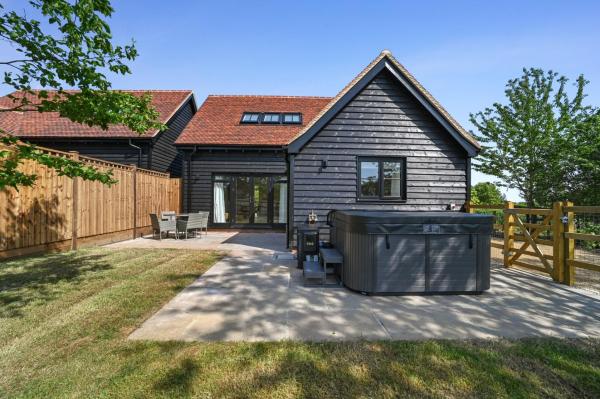 Partridge Rest With Hot Tub, Gestingthorpe - Long Melford