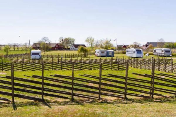 Rödlix Vandrarhem & Camping - Varberg