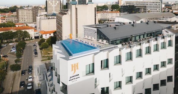 Jupiter Porto Hotel - Rooftop & Spa - Senhora da Hora