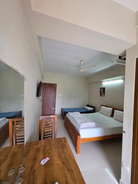 Temple Side Stays - Flextays Stay Plus West Fort - Thiruvananthapuram