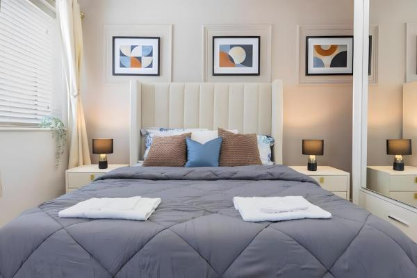 Relaxing Home, Sleeps 4, Perfect For Long Term! - Bolton