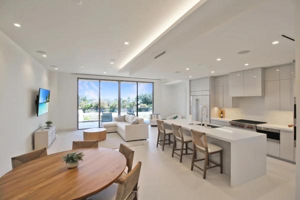 1 Bed 2 Bath Lbk Condo With Resort Amenities By Fvc - Longboat Key, FL