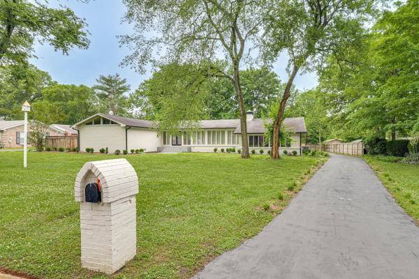 Game Room! Upscale Family Retreat In Murfreesboro - Murfreesboro, TN