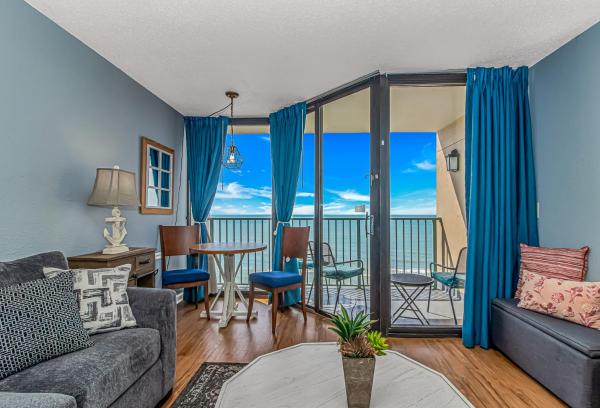 Oceanview 3br Condo - 16th Floor - Spacious Floor Plan And Incredible Views! - Sand Dunes 1603