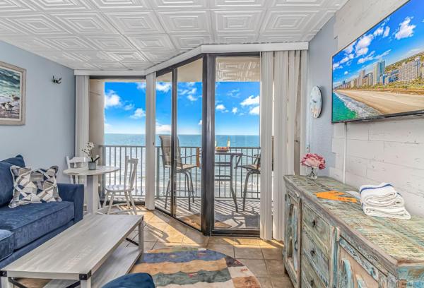 Newly Renovated- Oceanfront 1 Bedroom Suite- Sand Dunes 2726 - Myrtle Beach, SC