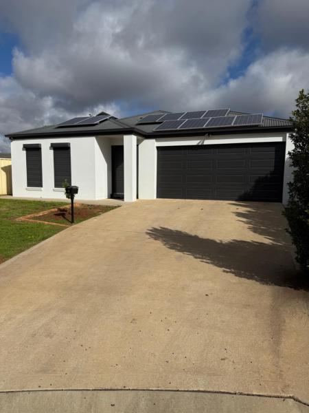 The Holiday Home Griffith - Griffith