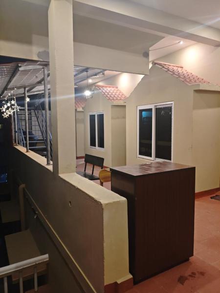 Golden Waves Guest House - Mahabalipuram