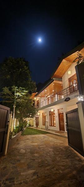 Moksha Villa-hostel Kandy - 스리랑카