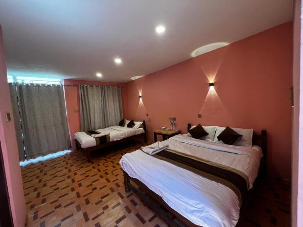Royal Riverside Rafting Resort - Nepal
