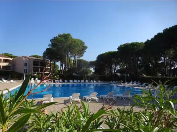 New - Appart Climatisé - Piscine - Parking Privatif - Saint-Raphaël
