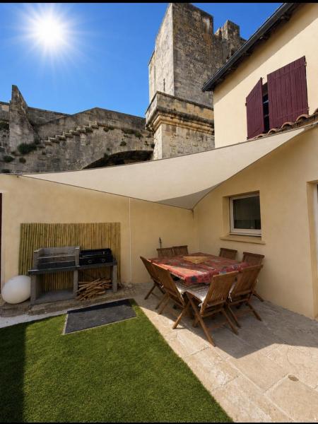 Villa Jardin Bbq Piscine Enfants Aigues Mortes Intra Muros - Saint-Laurent-d’Aigouze