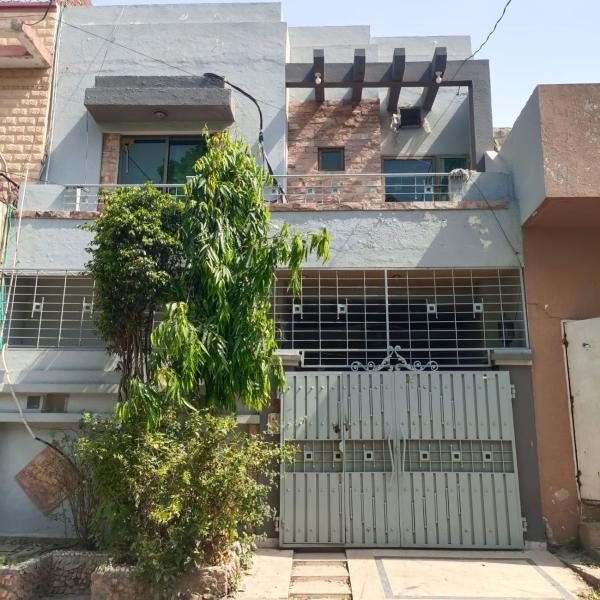 Baloch Rest House - Lahore
