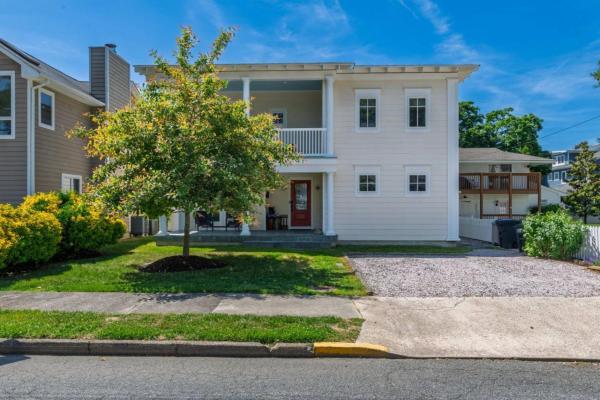 216 New Castle St, Rehoboth Beach - Dewey Beach, DE