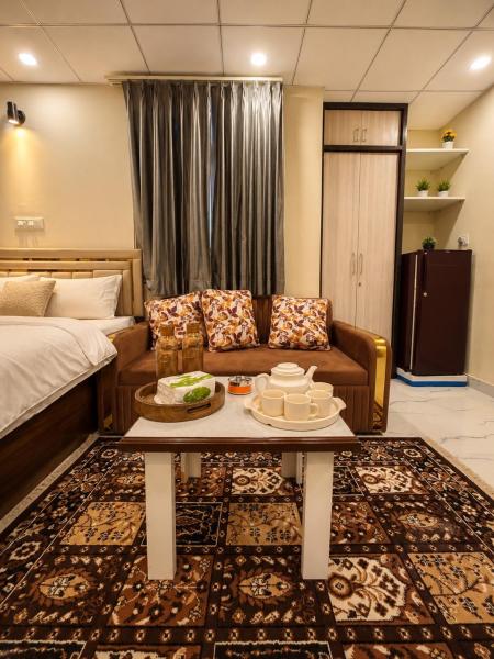 Luxury Studio With Balcony Near Gopalpura - Jaipur