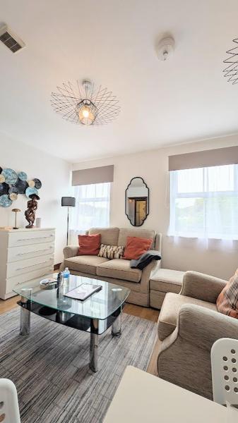 Cj Maison - "Spacious Family Friendly 2-bedroom Apartment In The City Centre With Free On-site Parking, Free Wi-fi" - Southampton