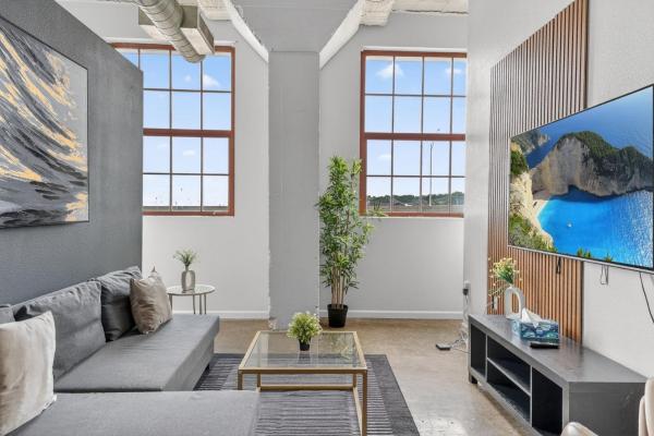 Charming 2br Escape With Fast Wifi - North Kansas City, MO