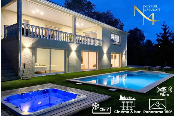 Villa 15 Personnes - Piscine - Jacuzzi - Clim - Bar - Billard - Cinéma - Vue Panoramique - Muret