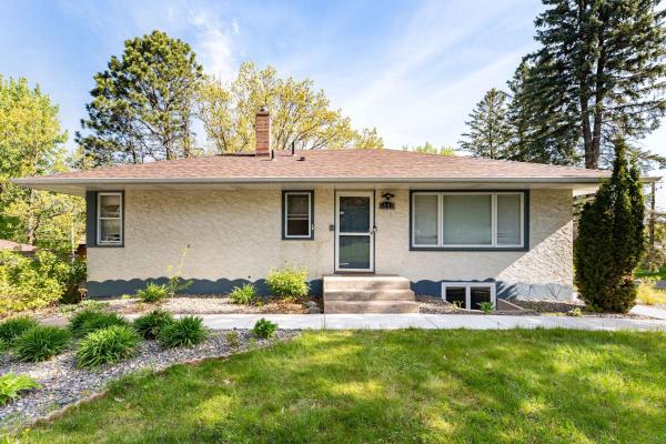 2br Basement - Near St Paul - Wfh Desk & Patio - White Bear Lake, MN