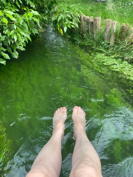 Chez Bilji Pieds Dans L Epte - La Roche-Guyon
