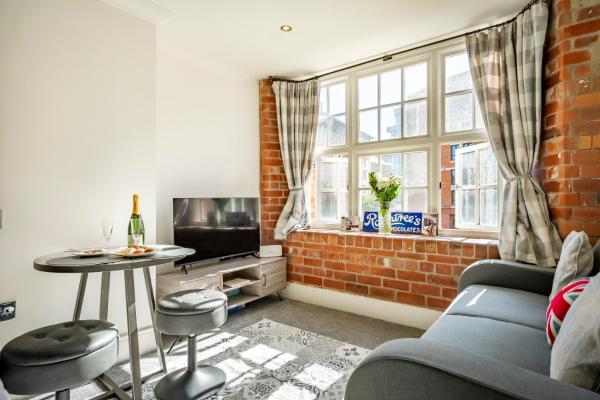 35 Cocoa Suites (Parking Included!) - York